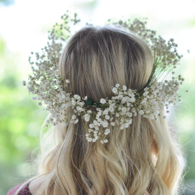 How to Make a Baby's Breath Flower Crown - Paisley & Sparrow