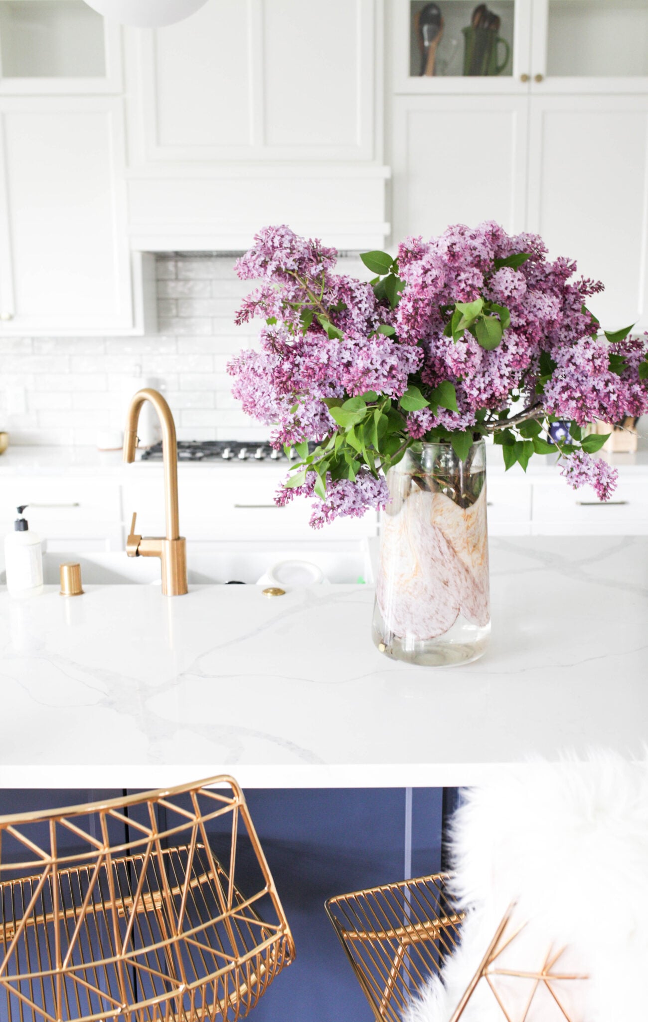 How to Keep Lilacs from Wilting After Cutting - Paisley & Sparrow