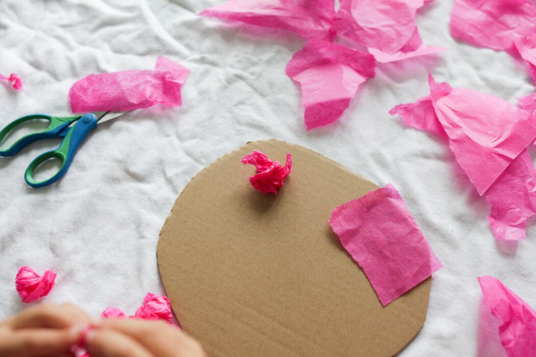 Simple DIY Tissue Paper Pig Craft for Toddlers - Paisley & Sparrow