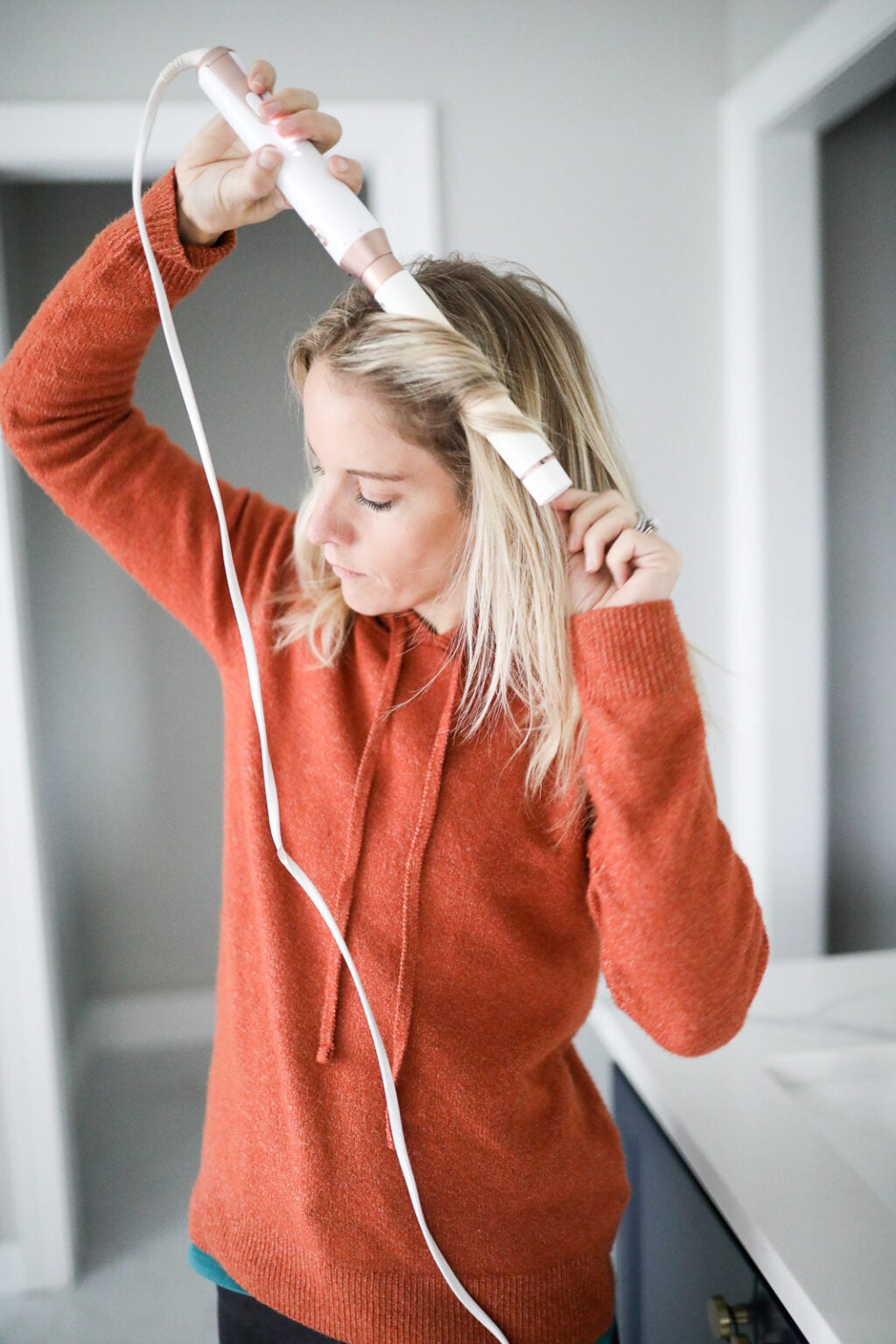 Tips for Styling Your Hair With A Curling Wand