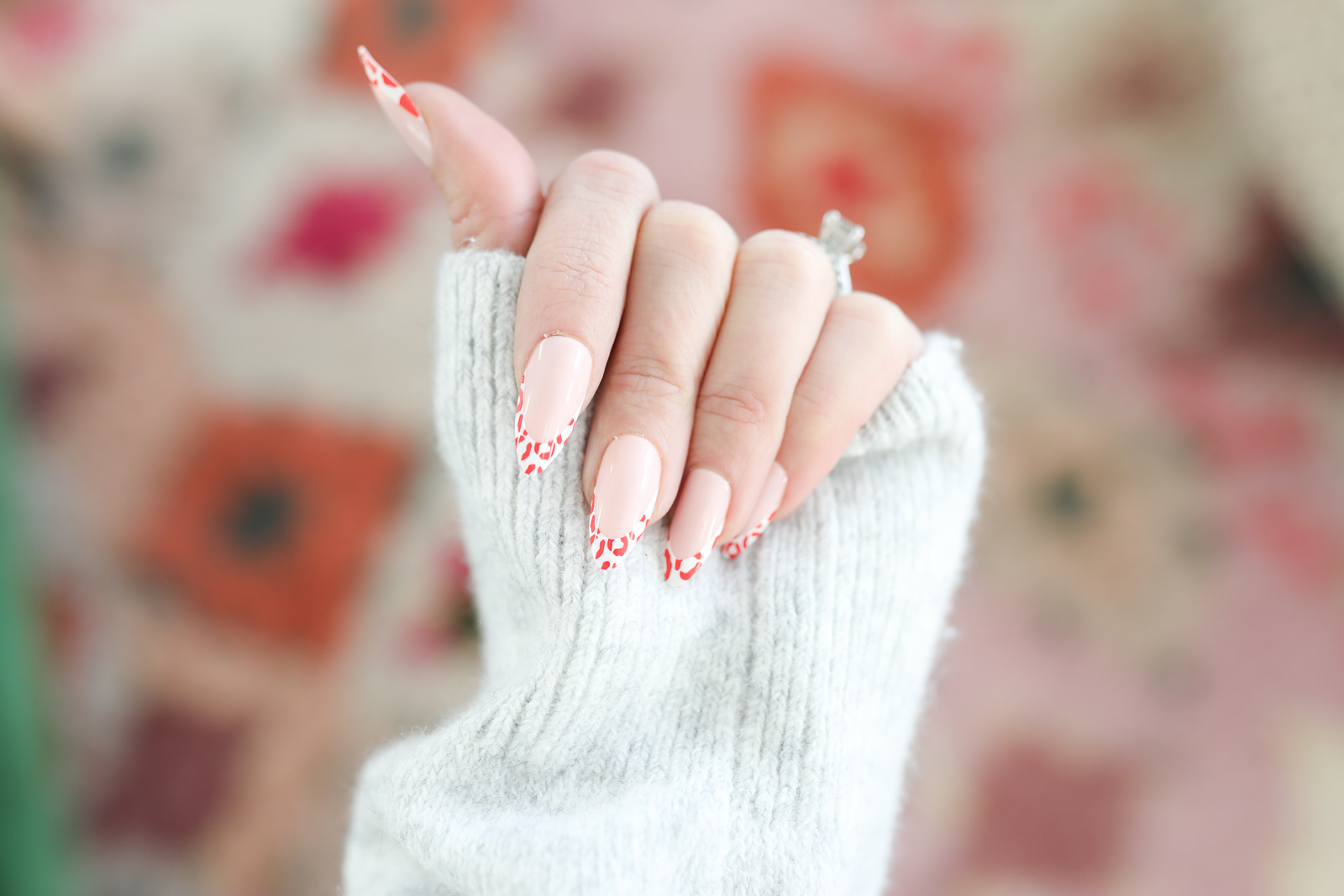 31 Best French Tip Nail Ideas - Paisley & Sparrow
