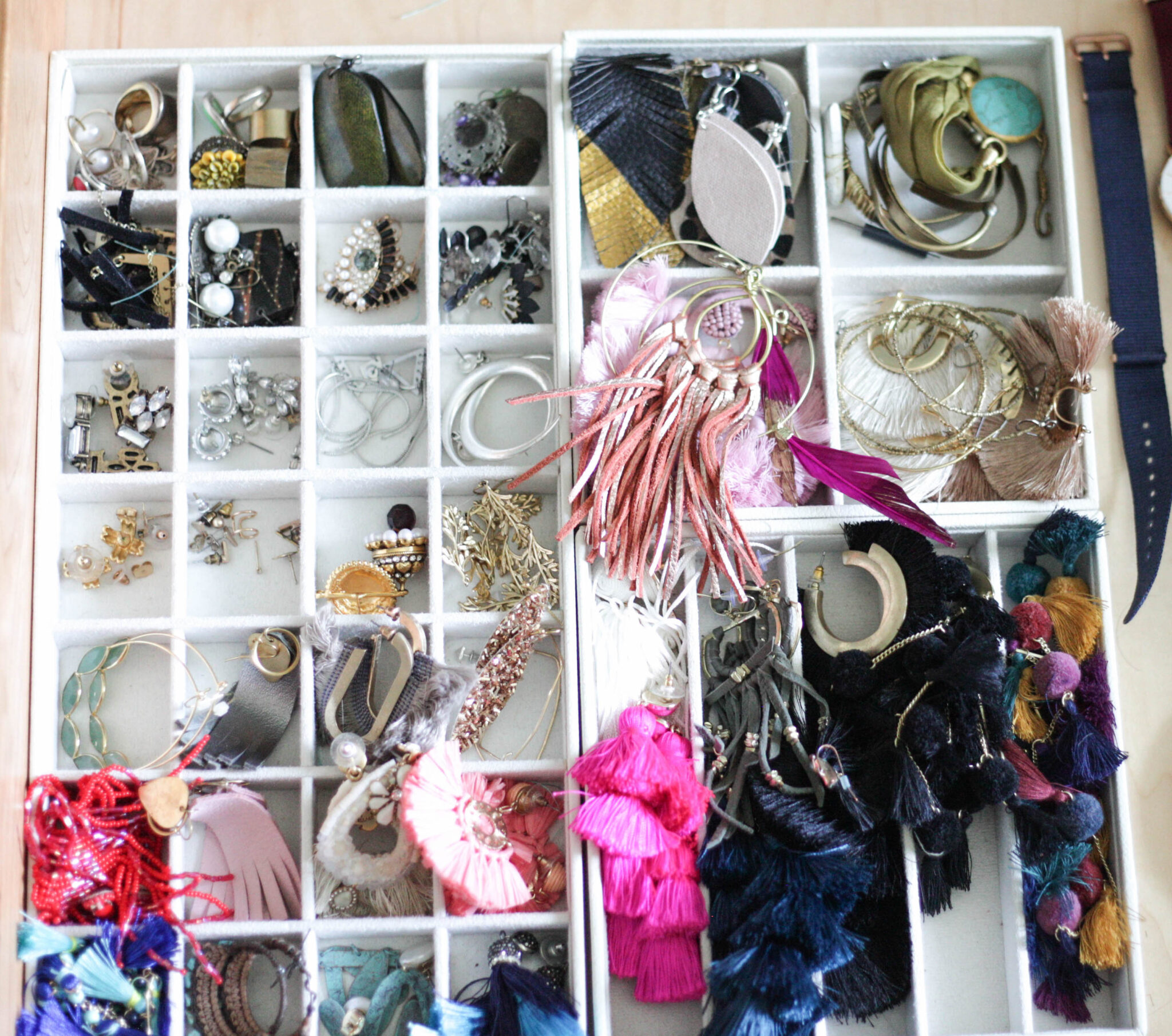 How To Organize Jewelry In A Small Space at Brodie Kristy blog