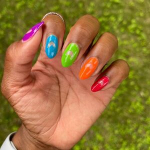 22 Perfect Heart Nail Designs For Your Next Manicure - Paisley & Sparrow