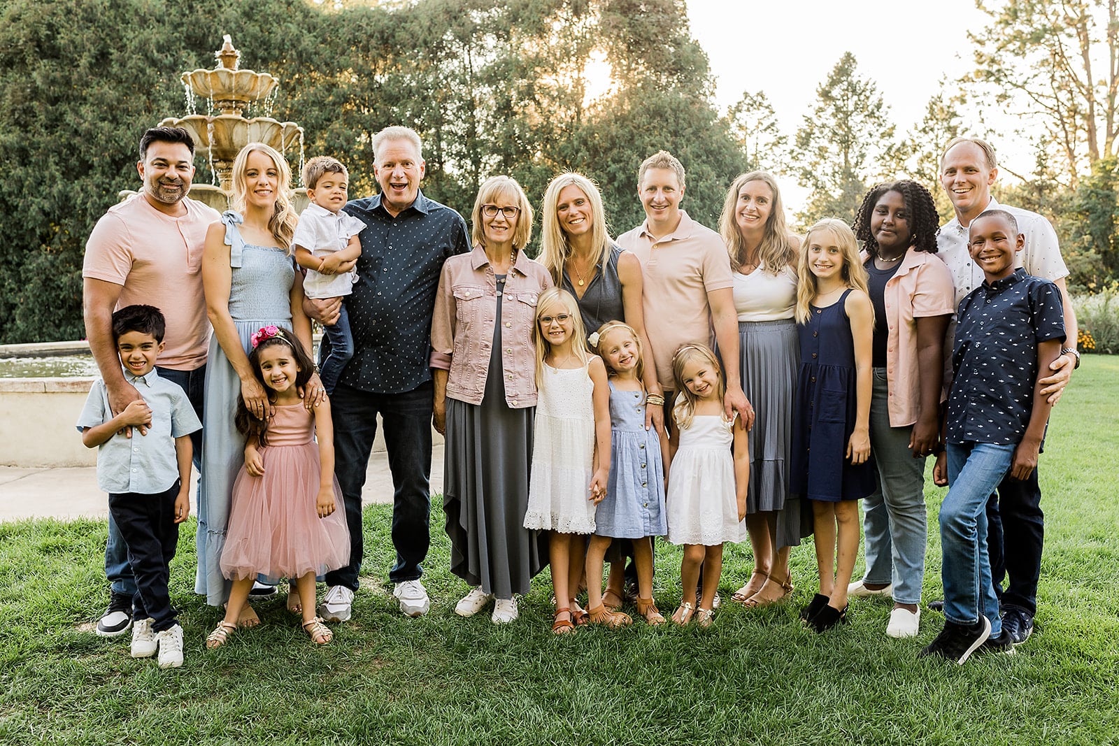 The Best Family Photo Outfits Tips, Tricks & Ideas - Paisley & Sparrow