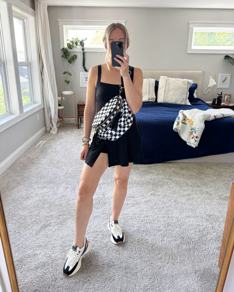 What to Wear as a Sports Mom | 15 Cute & Comfy Outfit Ideas